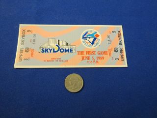 TORONTO BLUE JAYS Program FIRST GAME AT SKYDOME JUNE 5 1989 An To ...